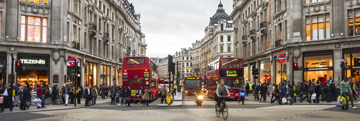 Shoppen in Engeland: de leukste winkelsteden met winter sale